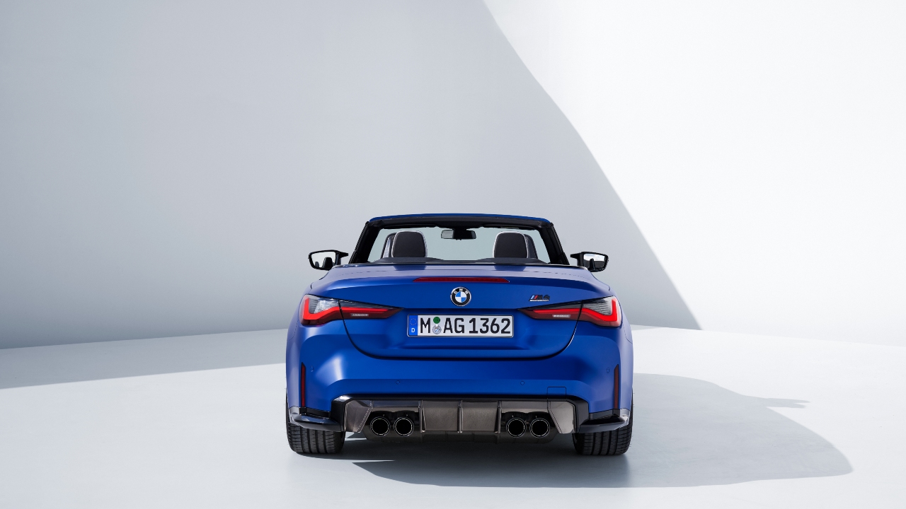 The new BMW M4 Competition Convertible with M xDrive-Black Diamondz